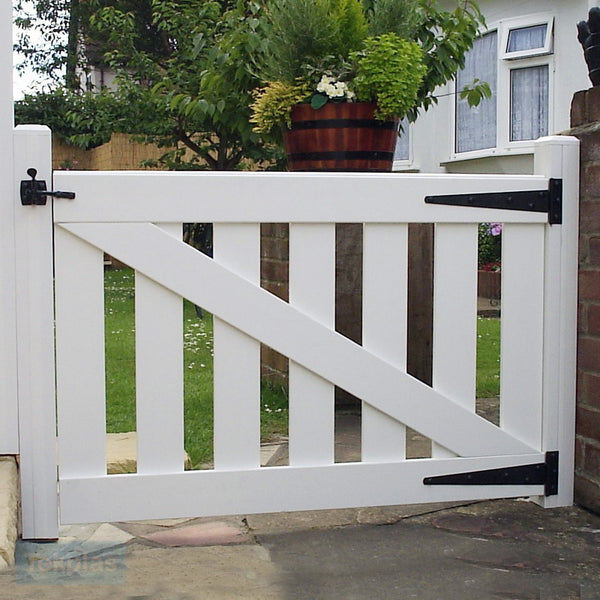 Plastic Path Gate Slatted | Flat Top | W: 600 - 1200mm, H: 900mm – Tekplas